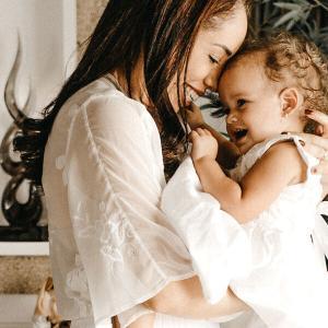 Mortgages made Simple | Krista Lindstrom, Axiom Mortgage Solutions